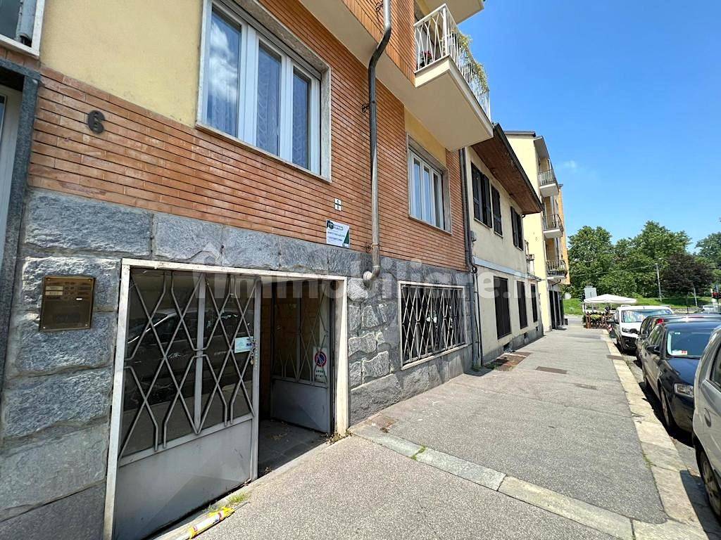 Magazzino - Deposito via Monteu da Po 6, Torino, Rif. 107066049 ...