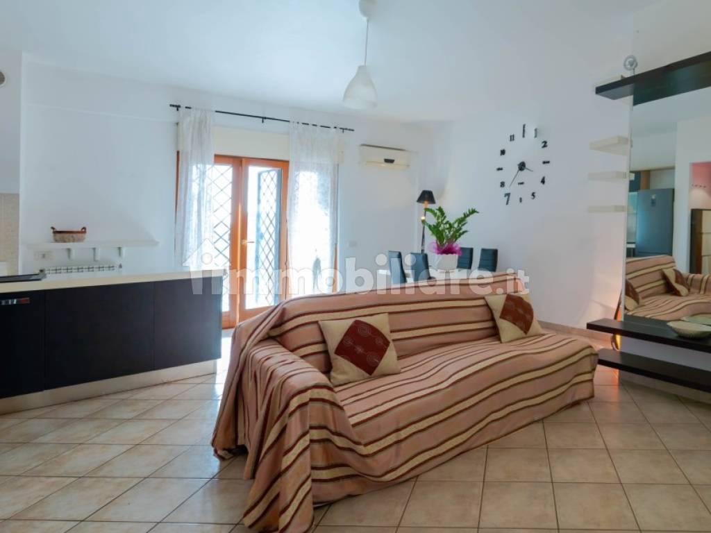 Vendita Appartamento Roma. Bilocale in via Gaetano Lodi. Buono stato ...