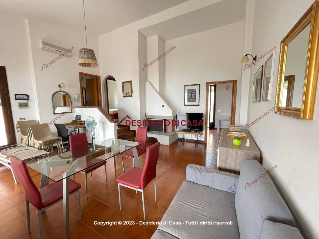 Affitto Villa plurifamiliare in via Litoranea 84 Santa Flavia. Buono ...