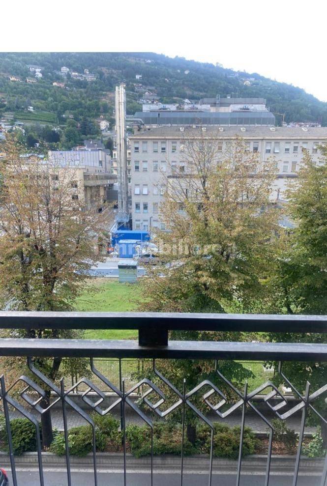 Trilocale corso Saint-Martin-de-Corleans 31, Centro, Aosta