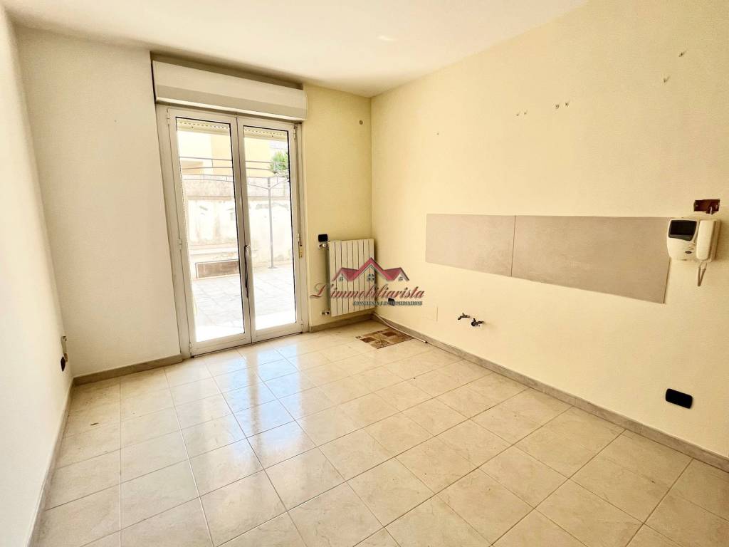 Vendita Appartamento Valenzano. Bilocale in via Bari. Buono stato ...