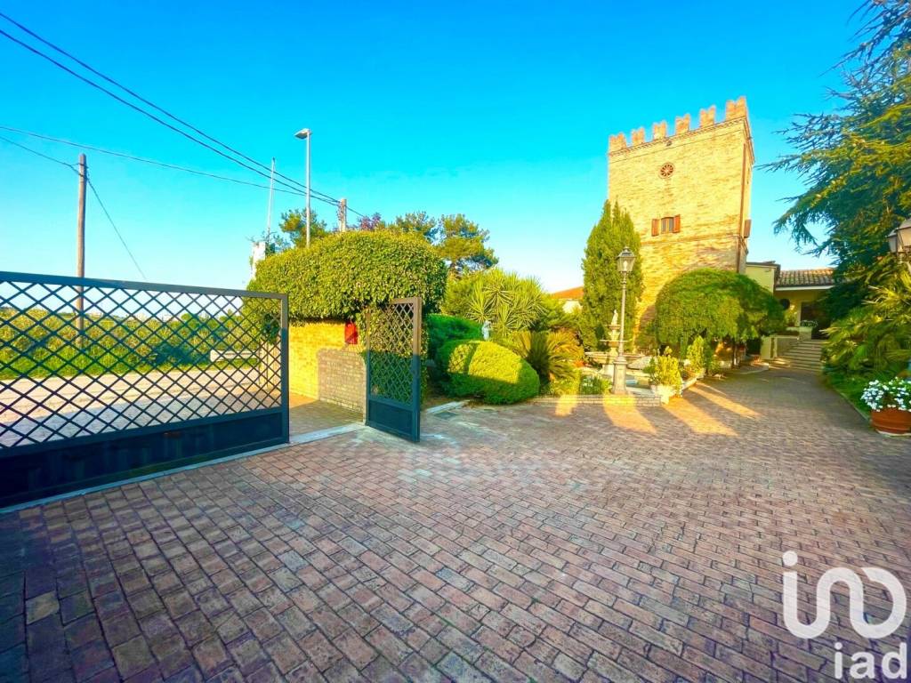 Palazzo - Edificio via santo stefano 154, Ripa Teatina, Rif. 107151937 ...