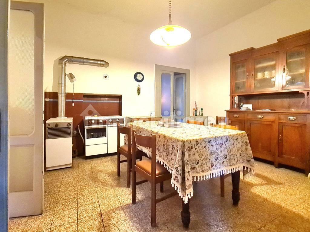 Vendita Appartamento Pavia. Trilocale in via Palestro 24. Da ...
