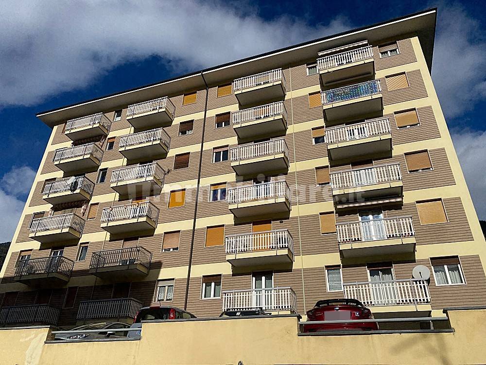 Quadrilocale via Emanuele Bich, Centro, Aosta