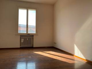 Case in vendita in Via Francesco Selmi, Modena - Immobiliare.it