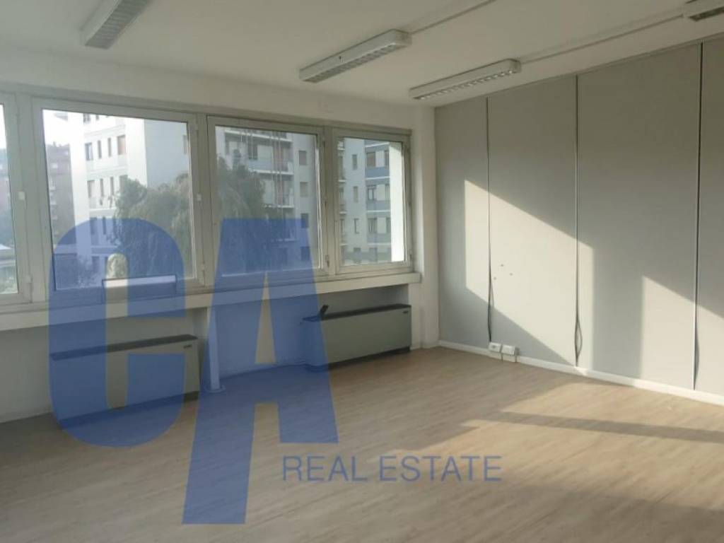 Ufficio - Studio via Tonale, Milano, Rif. 107261163 - Immobiliare.it