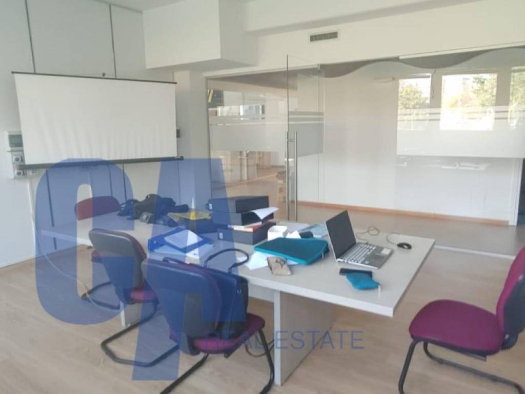 Ufficio - Studio via Tonale, Milano, Rif. 106752425 - Immobiliare.it
