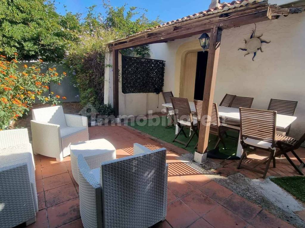Sale Two-family villa in via delle Viole Olbia. Good condition, parking ...