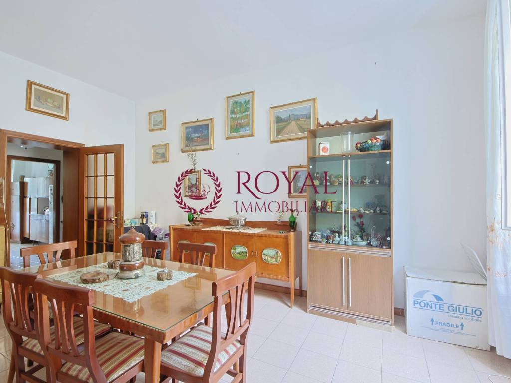 Vendita Appartamento Livorno. Buono stato, primo piano, con balcone ...