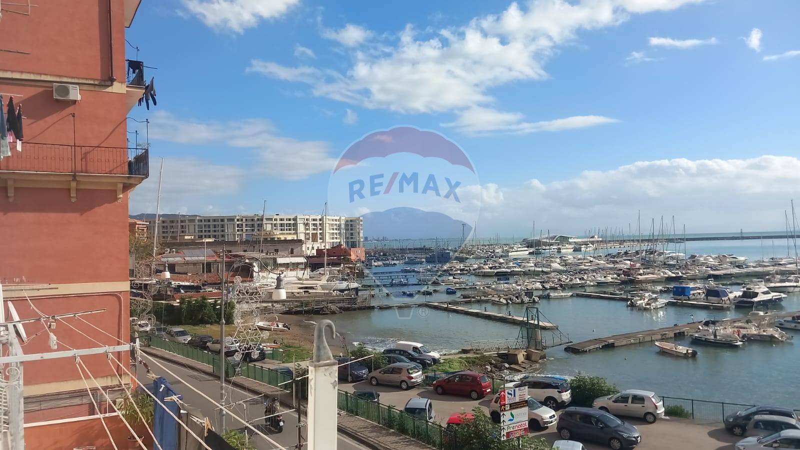 Quadrilocale via Porto 116, Centro Storico - Teatro Verdi, Salerno