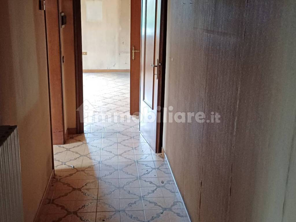 Vendita Appartamento Segrate. Trilocale in via Carlo Alberto Radaelli 1 ...