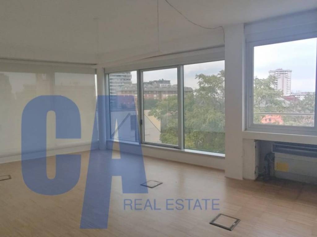 Ufficio - Studio via Tonale, Milano, Rif. 107412847 - Immobiliare.it