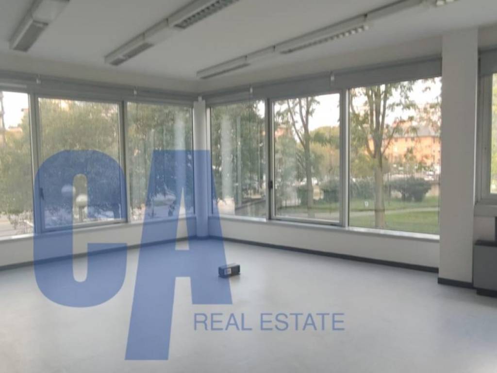 Ufficio - Studio via Tonale, Milano, Rif. 107379263 - Immobiliare.it