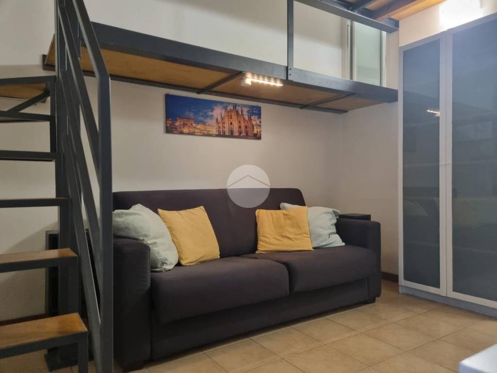 Rent Apartment Milan. 2-room flat in via Toce 9. Excellent condition ...