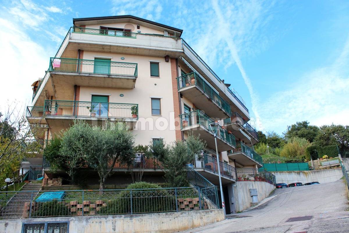Quadrilocale via Archiloco, 53, Villa Pitignano, Perugia