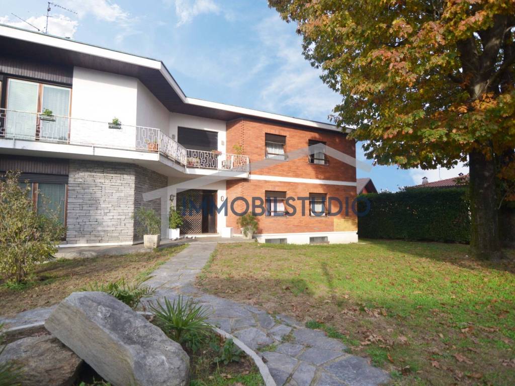 Vendita Villa unifamiliare in via Ronchi Somma Lombardo. Da ...