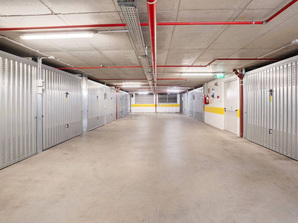 Garage - Box via BAZZINI 22, Milano, Rif. 107610063 - Immobiliare.it