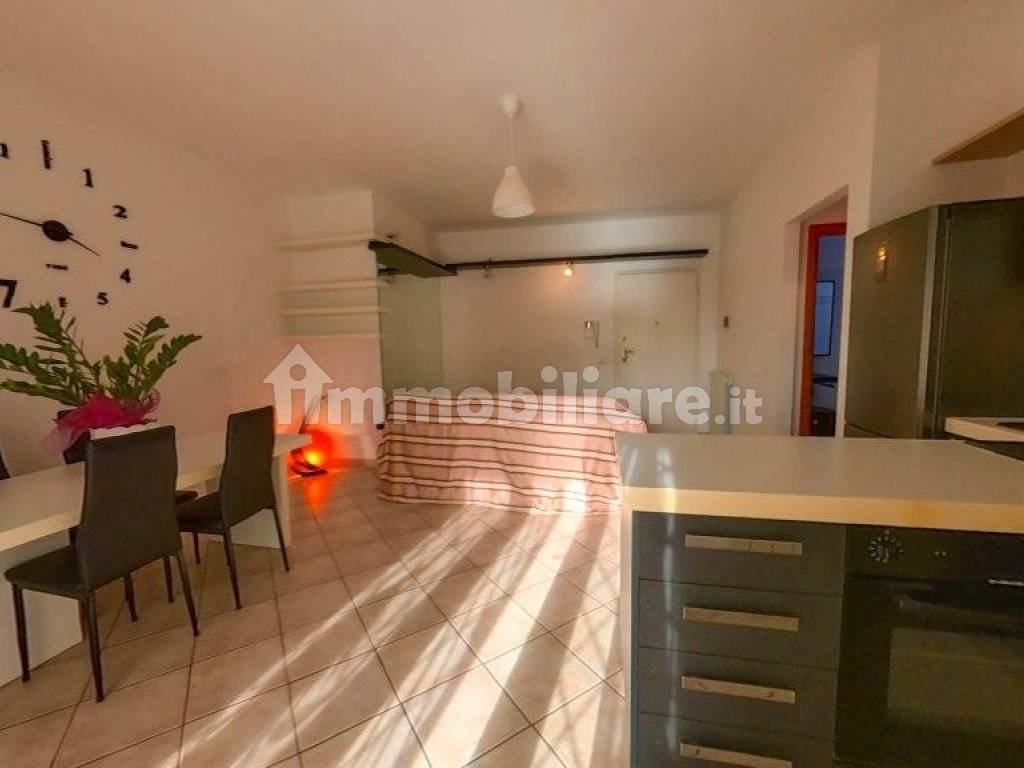 Vendita Appartamento Roma. Bilocale in via Gaetano Lodi. Buono stato ...