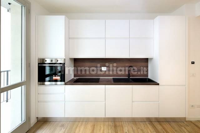 Bilocale corso Camillo Benso di Cavour 30, Centro Storico, Pavia