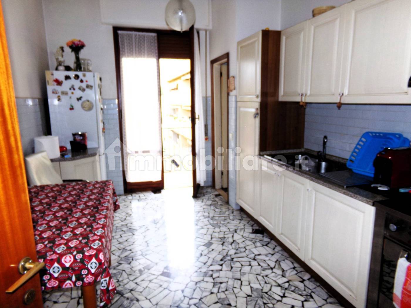 Quadrilocale via Aretina, Rovezzano, Firenze