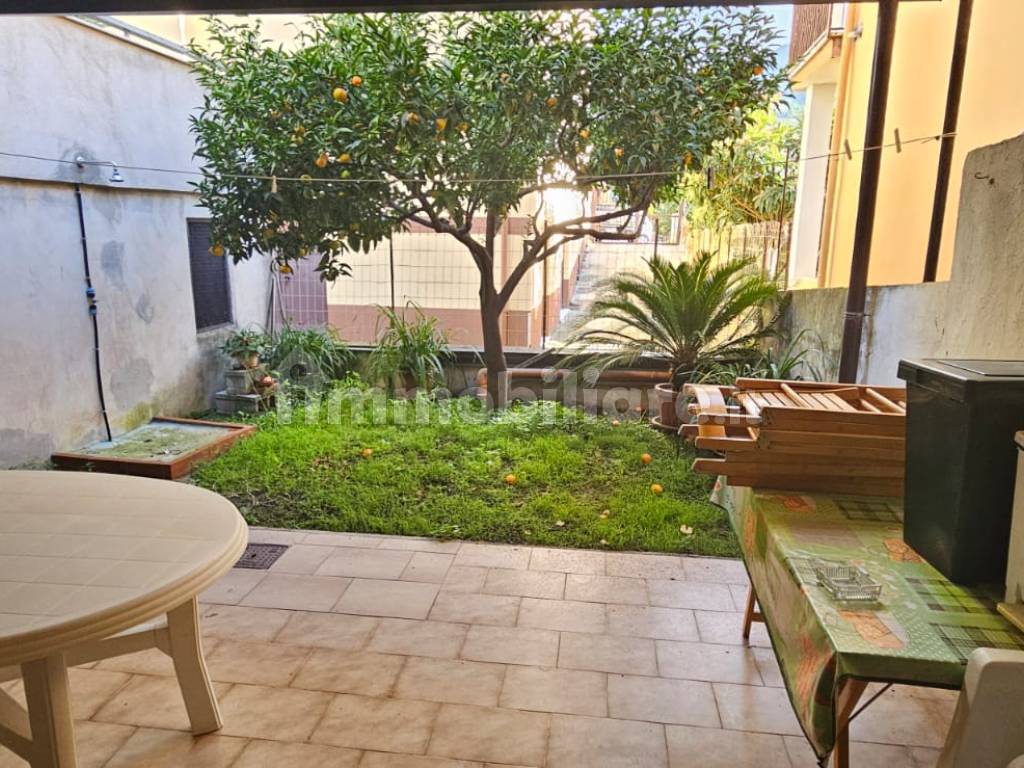 Vendita Appartamento Tortora. Trilocale in via Oreste Leone 5/A. Ottimo stato, piano rialzato ...