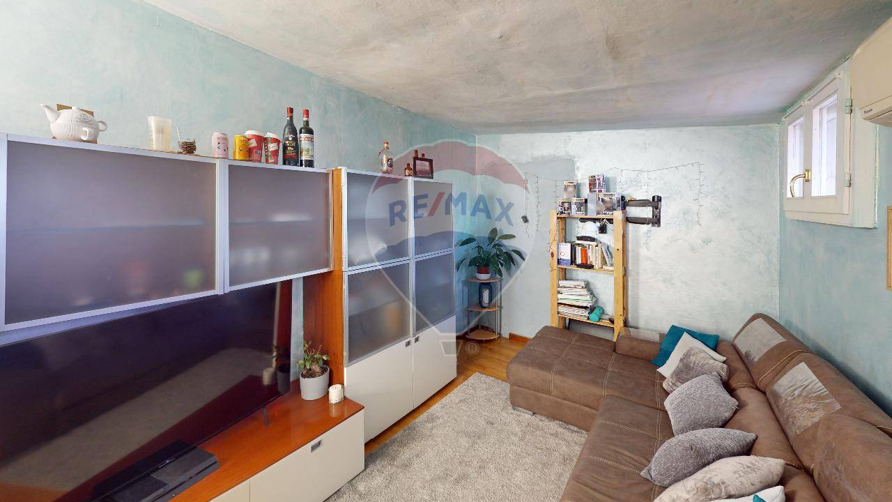 Bilocale piazza del Duomo 17, Centro Storico, Pavia