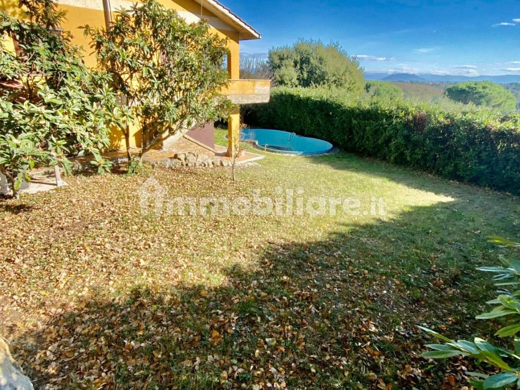 Sale Two-family villa in via dei Lupercali 10 Sutri. Good condition ...