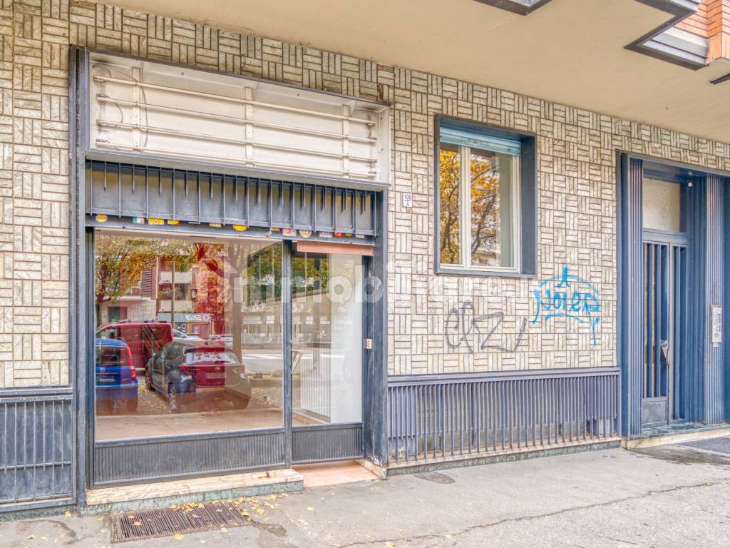 Locale commerciale via Borgaro 106, Torino, Rif. 107718867 - Immobiliare.it