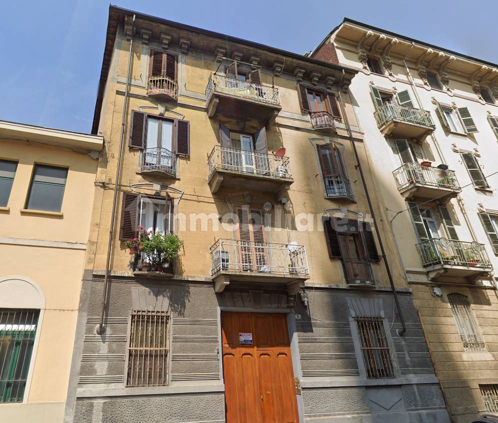 Bilocale via Cherasco 6, Nizza Millefonti, Torino