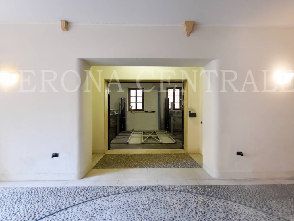 Posto auto - moto, Verona, Rif. 107727751 - Immobiliare.it