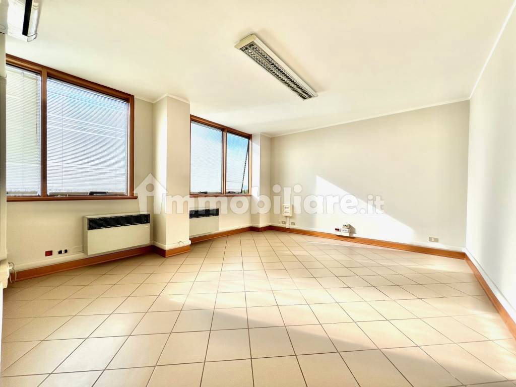 Ufficio - Studio via Monte Falco 26, Arezzo, Rif. 107730897 - Immobiliare.it
