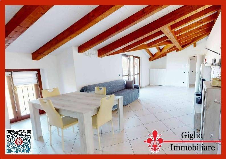 Vendita Mansarda in via Tradate. Ottimo stato, posto auto, con balcone ...