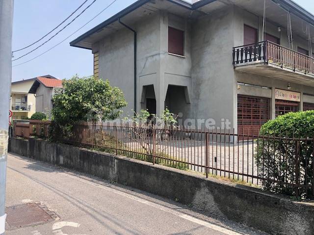 Vendita Terratetto unifamiliare in via Porro Lambertenghi 297/94 ...