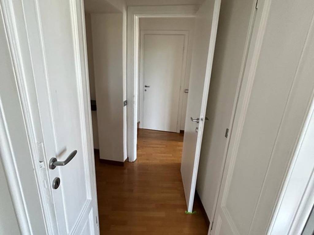 Affitto Attico in viale Premuda 14 Milano. Ottimo stato, con terrazza ...