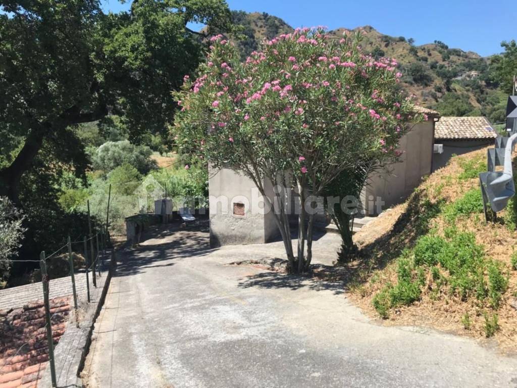 Vendita Terratetto unifamiliare in Contrada Ruvari, 59 Grotteria. Da ...