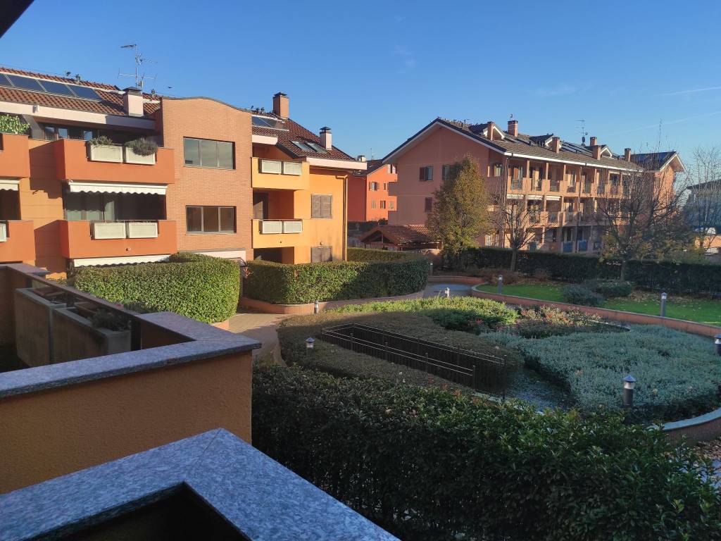 Vendita Appartamento Vermezzo con Zelo. Trilocale in via Don Carlo ...