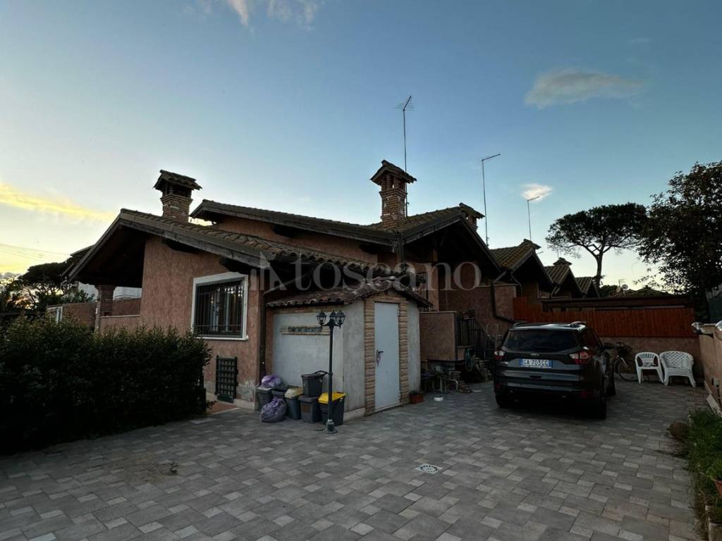 Sale Multi-family villa in via Michele Scherillo Rome. Good condition ...