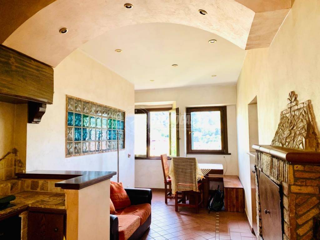 Vendita Appartamento Allumiere. Bilocale in via Teodolfo Mertel. Buono ...