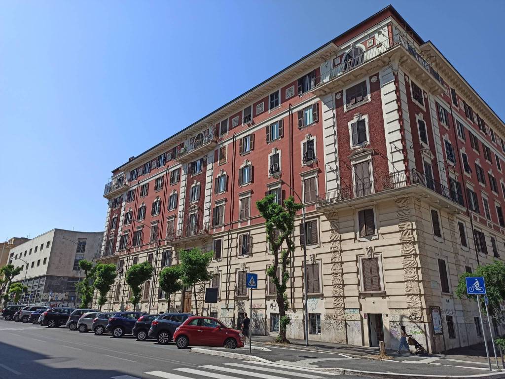 Vendita Appartamento in via Taranto 21. Roma. Ottimo stato, piano ...