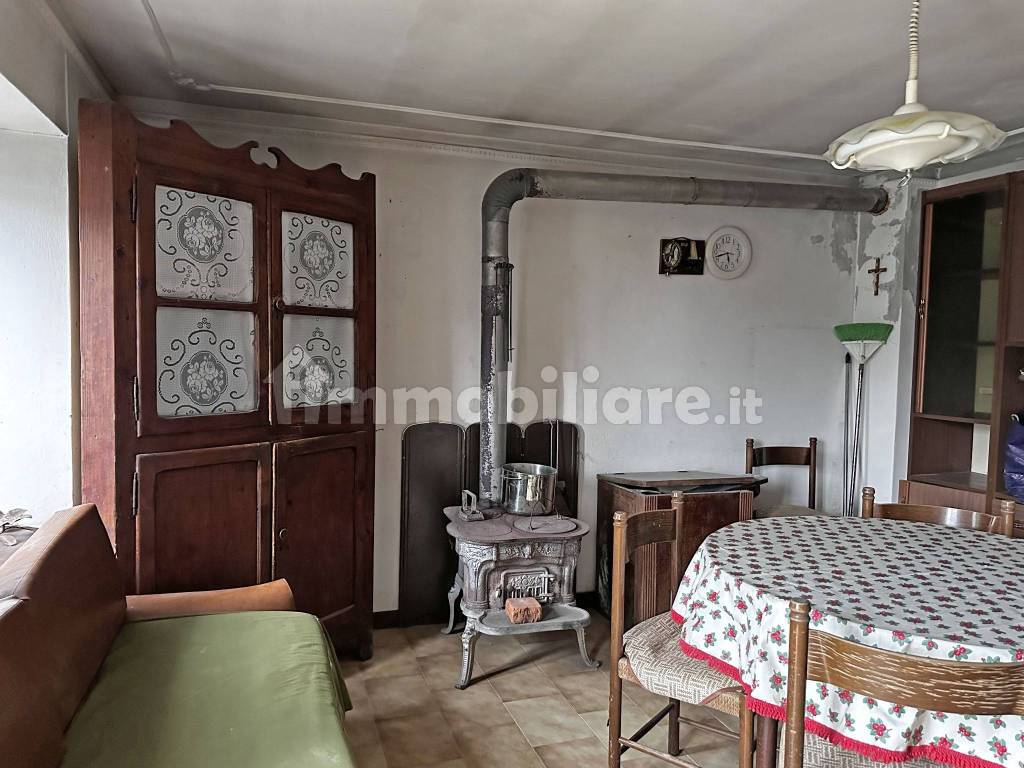 Vendita Terratetto unifamiliare in Località Costa di Groppo Ducale ...