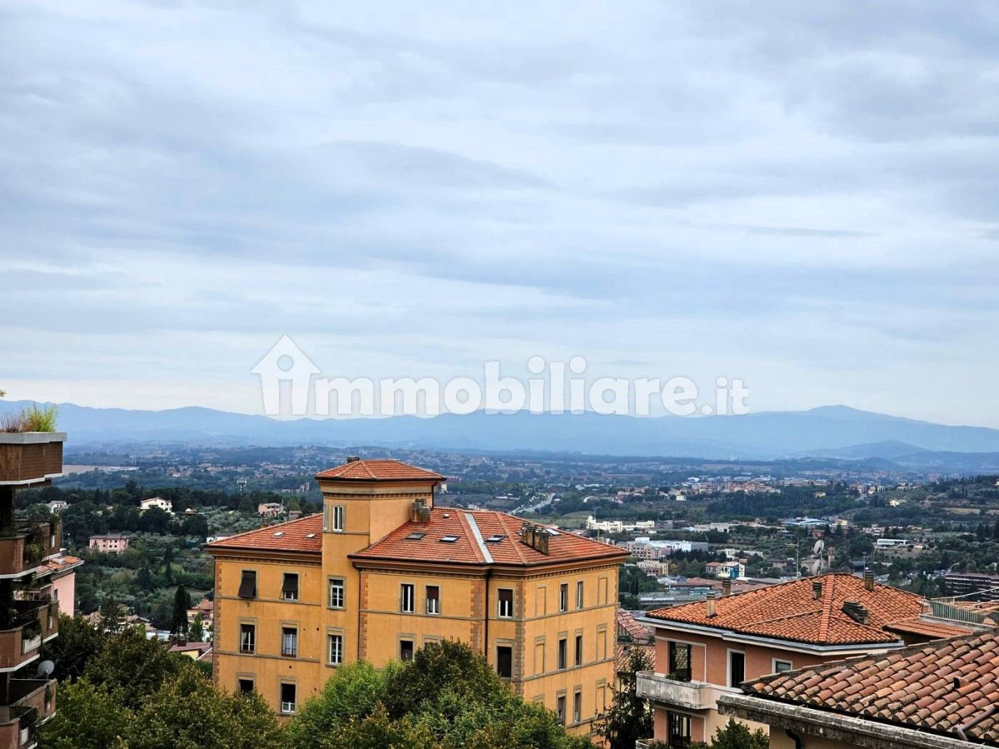 Appartamento via Quieta 65, Centro, Perugia