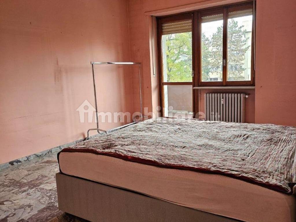Vendita Appartamento Torino. Trilocale in via Ignazio Collino 11. Buono ...