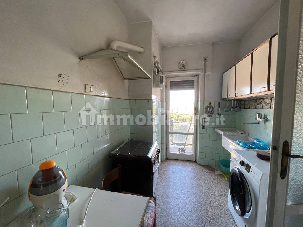 Vendita Appartamento Roma. Trilocale in via Mario Musco. Da ...