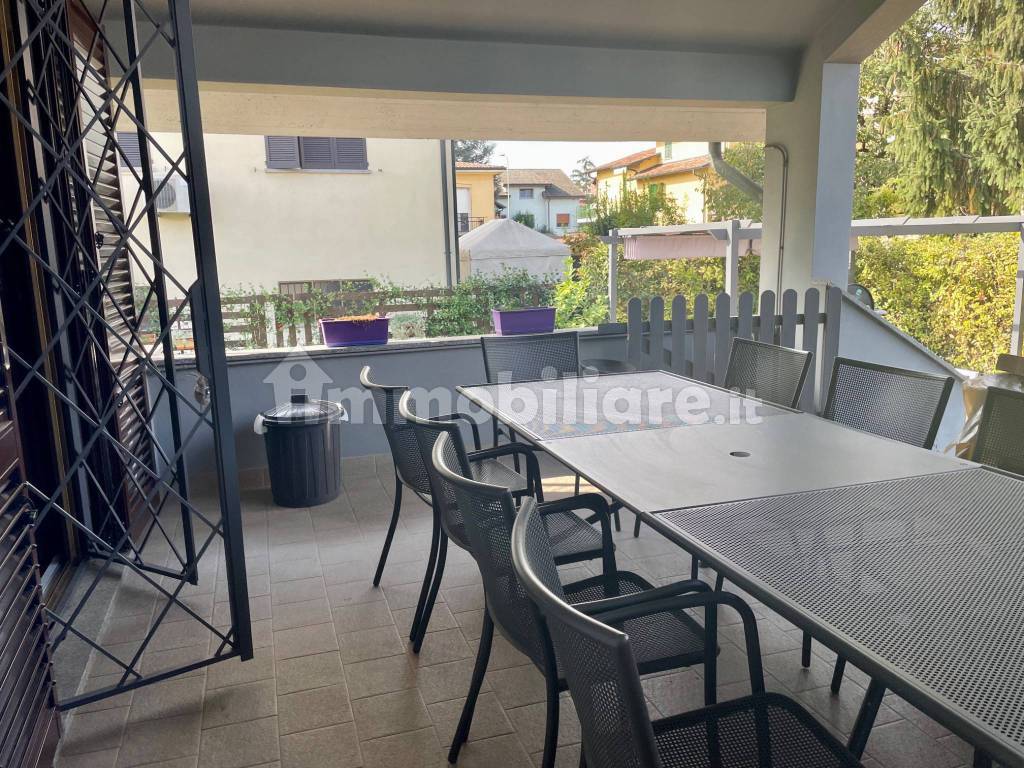 Vendita Villa bifamiliare in via Enrico Scuri 19 Lodi. Buono stato ...
