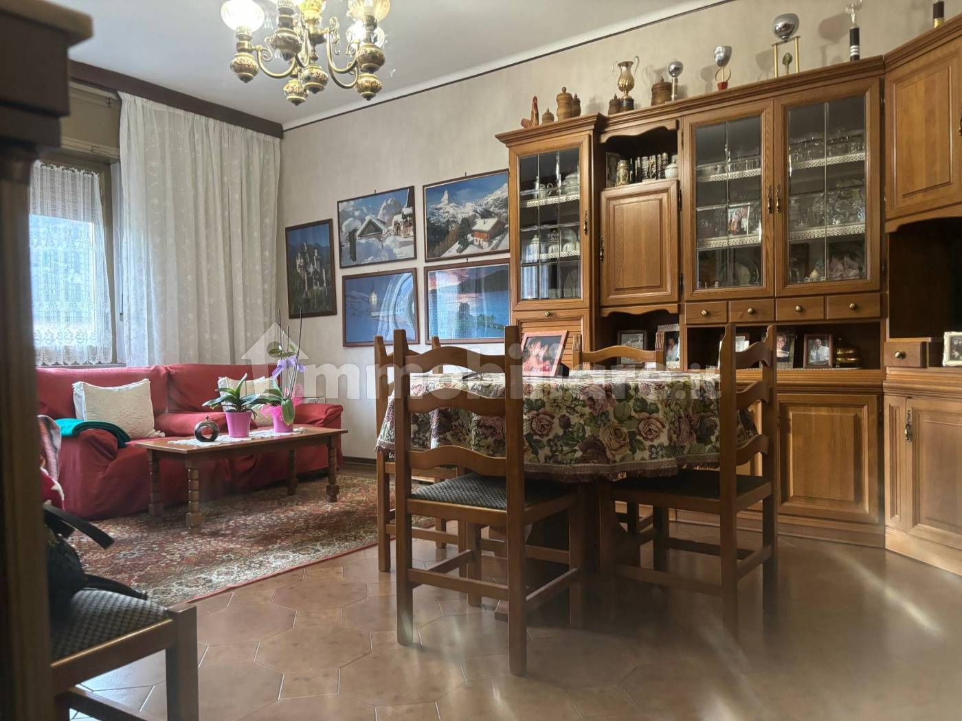 Quadrilocale via Liconi, Centro, Aosta