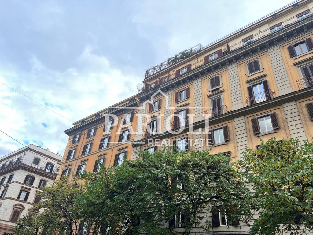 Vendita Appartamento in via Cola di Rienzo. Roma. Da ristrutturare ...