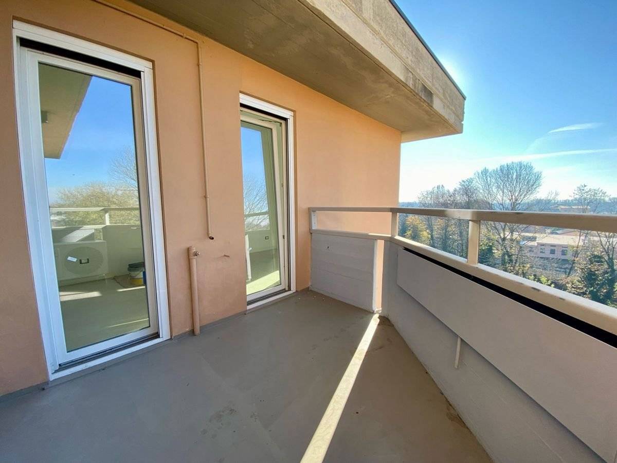 Trilocale via Castelforte, 18, Sant'Ambrogio, Cremona