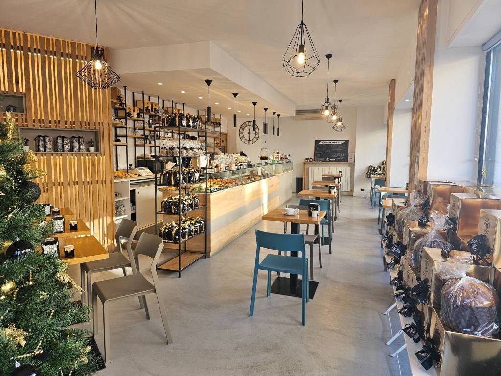Bar piazza Biroldi, Varese, Rif. 107969017 - Immobiliare.it