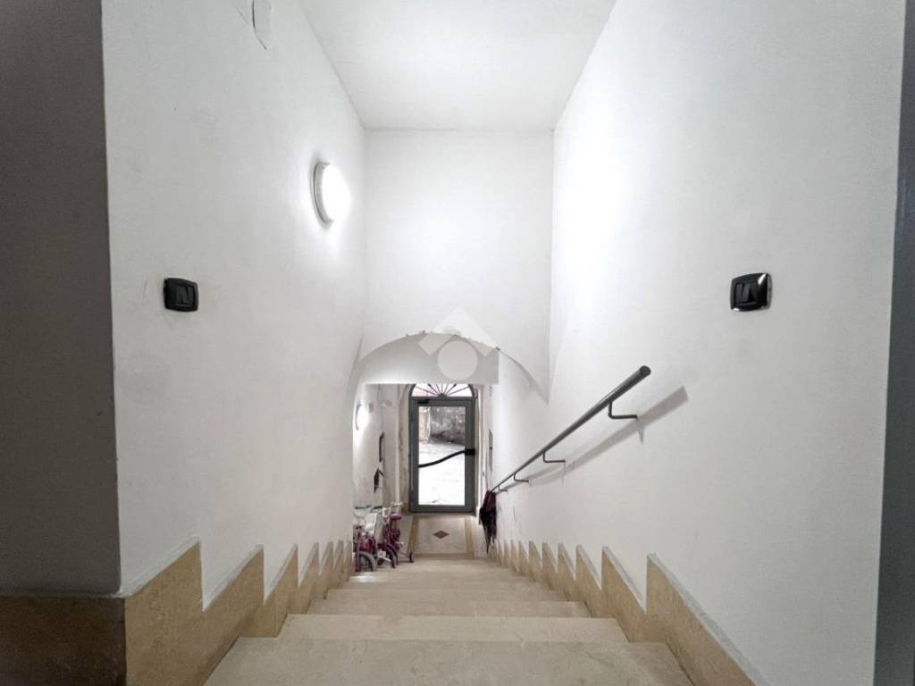 Vendita Appartamento Casoria. Bilocale in piazza Domenico Cirillo 10. Da ristrutturare, primo ...