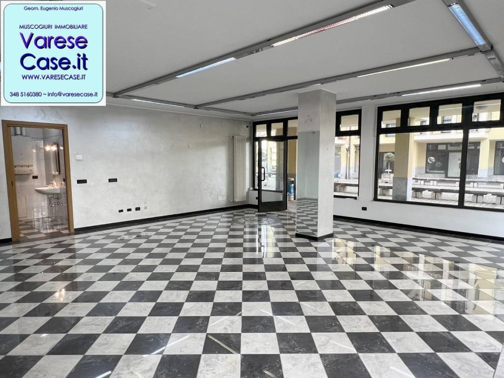 Locale commerciale piazza 25 Aprile 12, Cassano Magnago, Rif. 108071129 ...